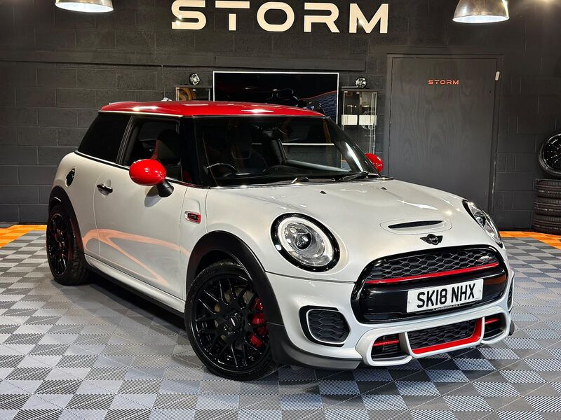 Used MINI HATCH 2018 Silver in Rearsby, Leicestershire | Storm of Leicester