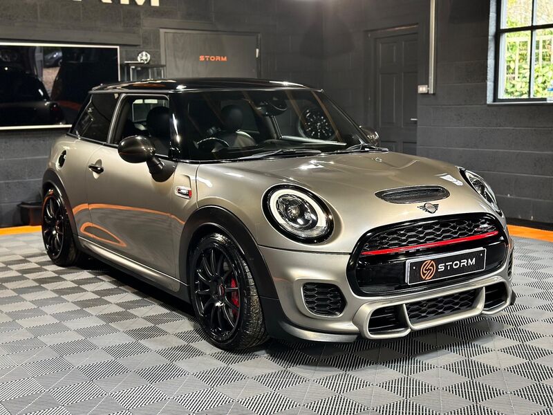 Used MINI HATCH 2017 Silver in Rearsby, Leicestershire | Storm of Leicester