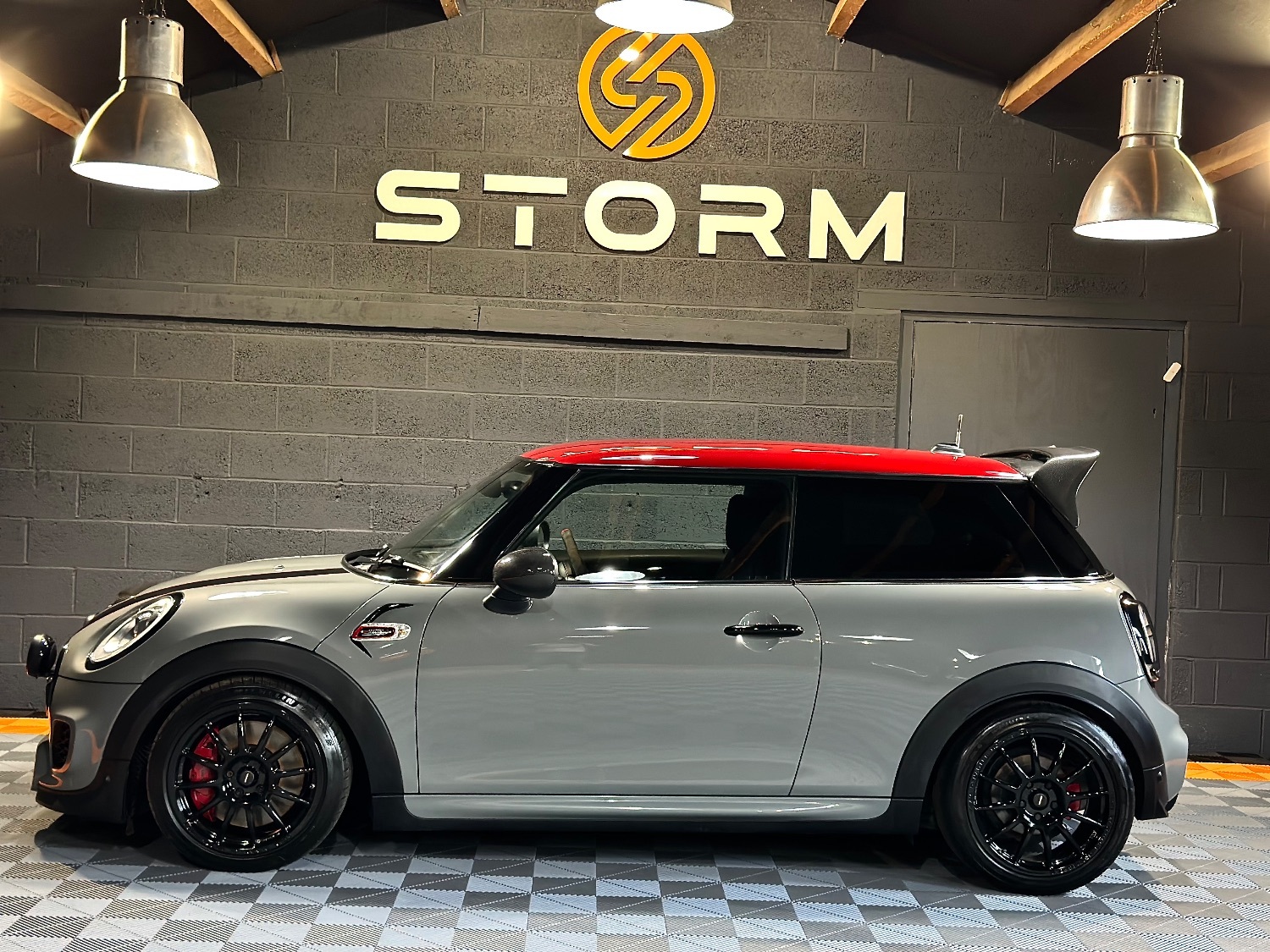 Used MINI HATCH 2016 Grey in Rearsby, Leicestershire | Storm of Leicester