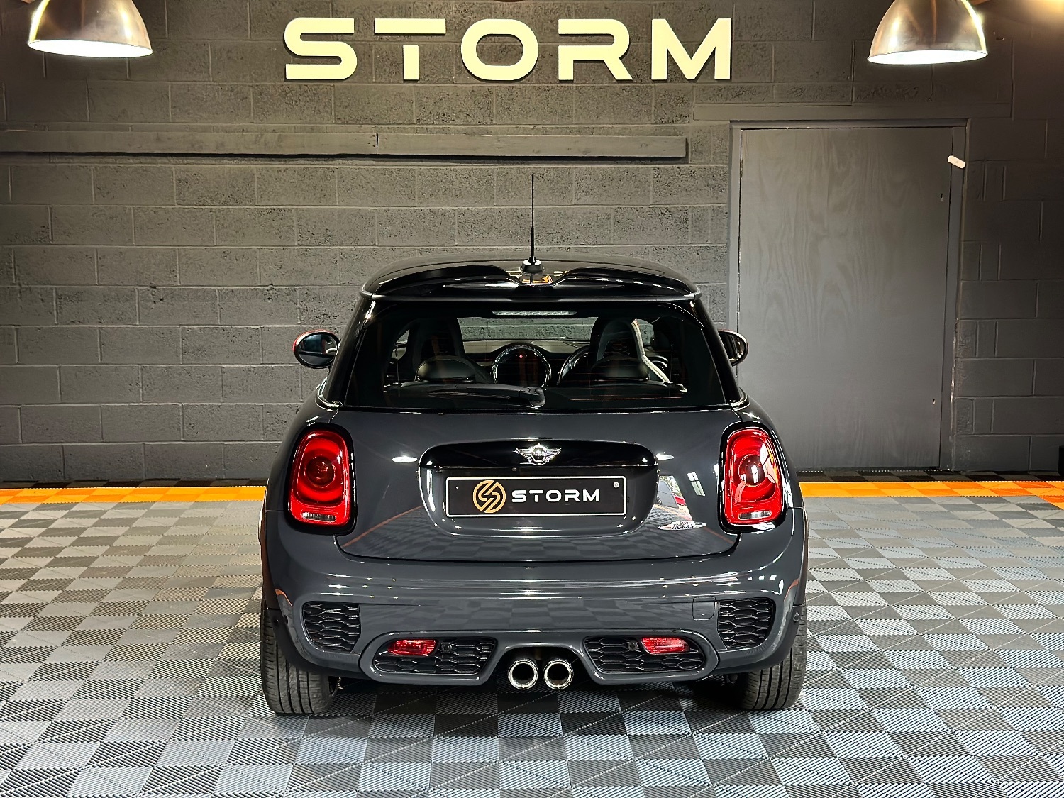 Used MINI HATCH 2017 Grey in Rearsby, Leicestershire | Storm of Leicester