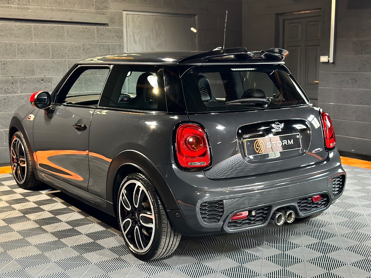 Used MINI HATCH 2017 Grey in Rearsby, Leicestershire | Storm of Leicester